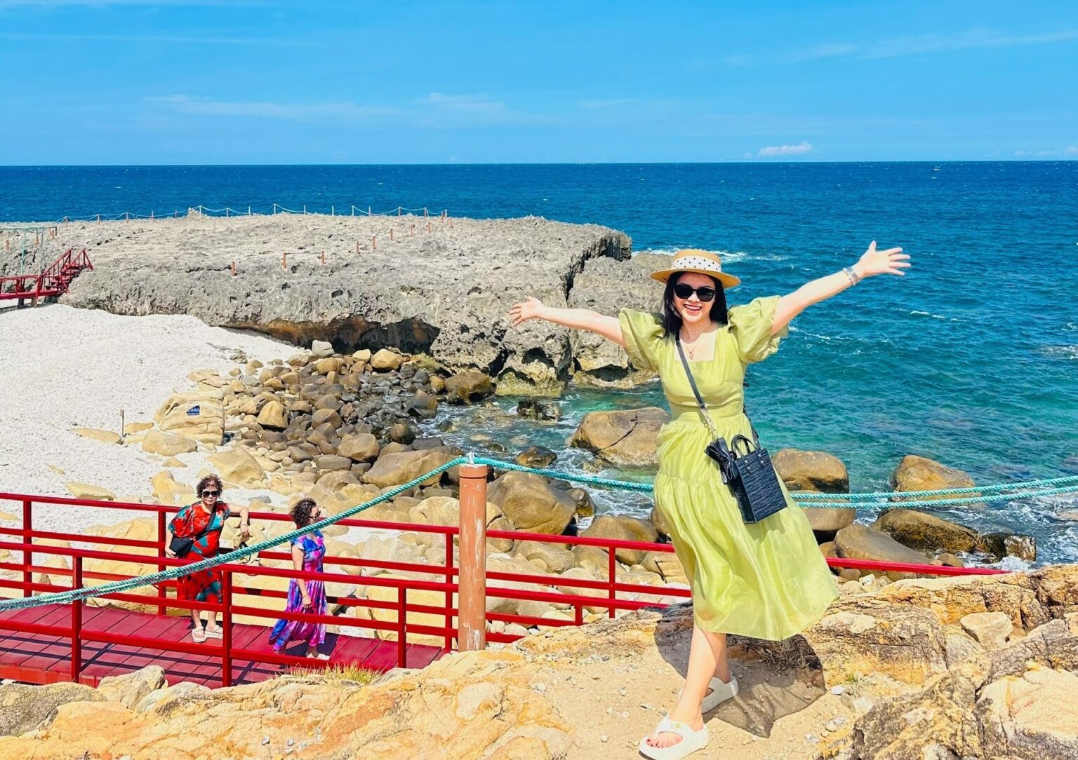 Tour Hang Rái - Vĩnh Hy - Vườn Nho - Đồng Cừu